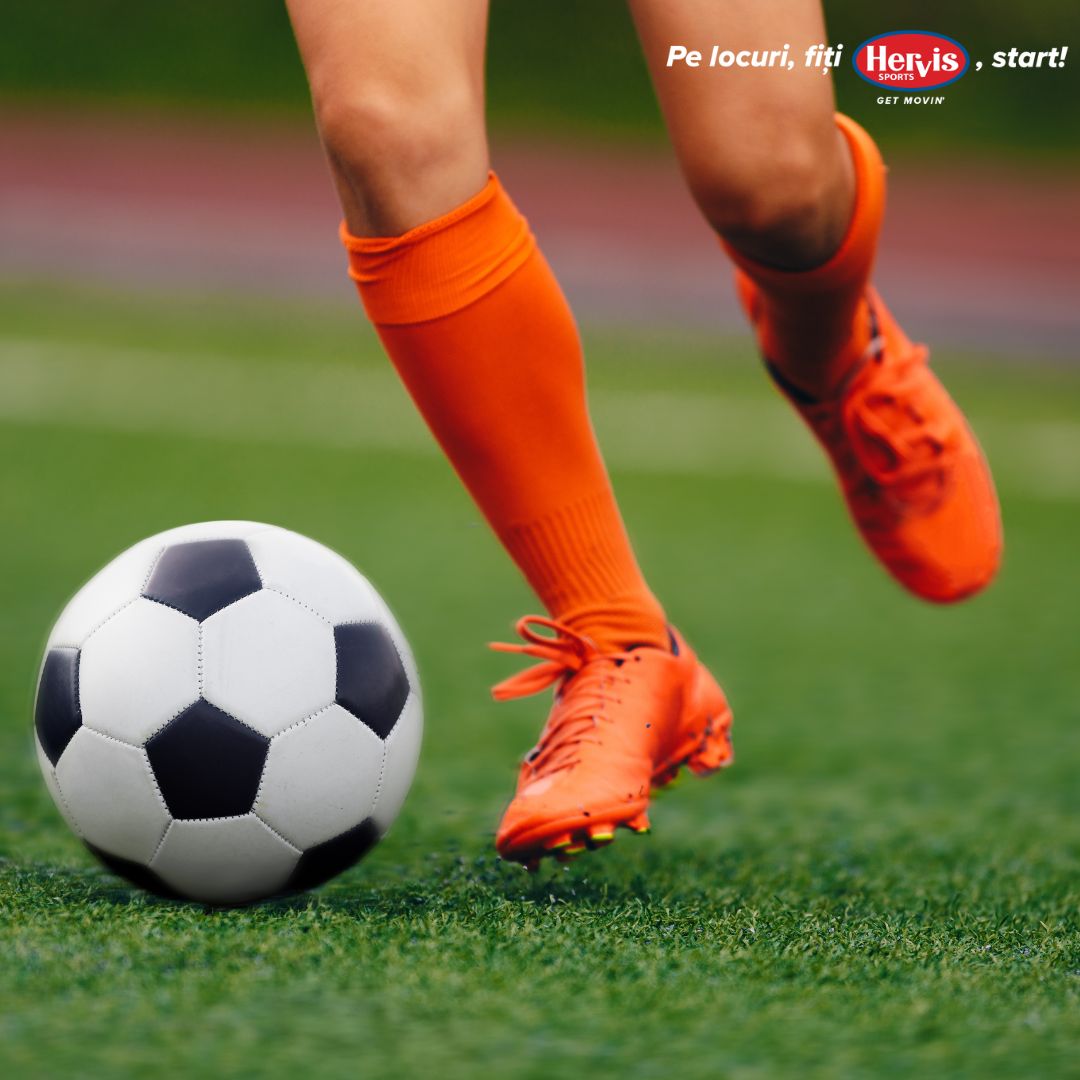 Ghete Fotbal: 60+Modele de Adidasi Fotbal | Hervis.ro